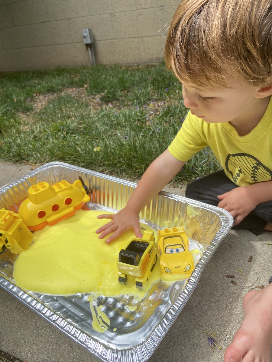 Week of Play: The Color Yellow – This Mama Needs Grace